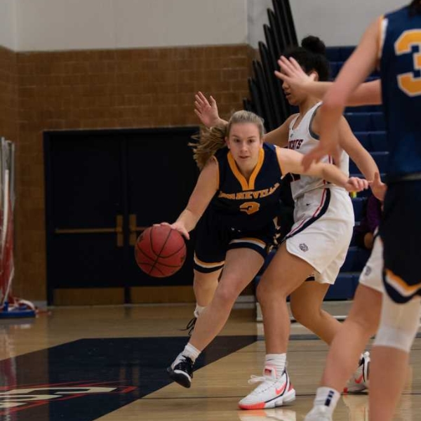 Laura Lindquist's Basketball Recruiting Profile