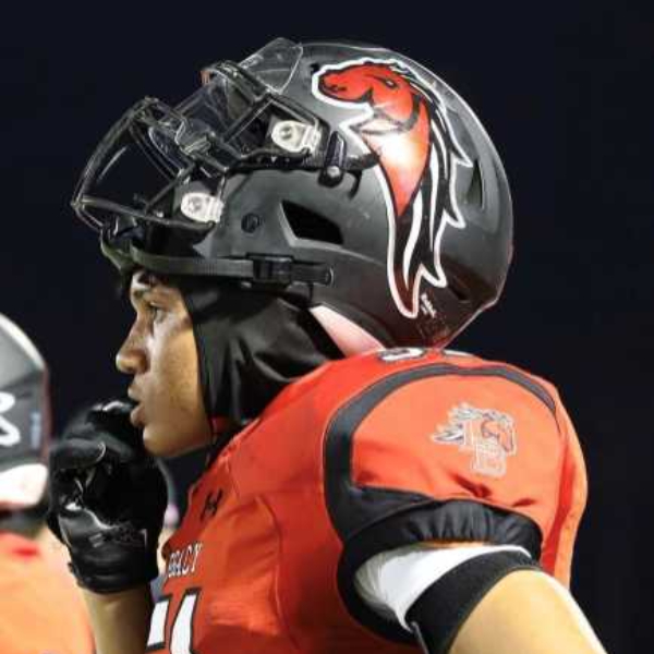 Donovan Ross' Football Recruiting Profile