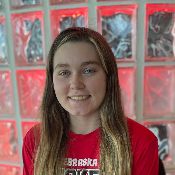 Mackenzie Larson's Instagram, Twitter & Facebook on IDCrawl