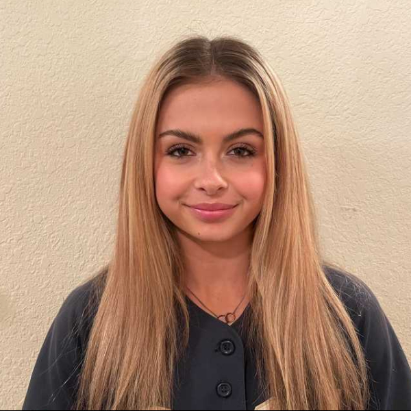 Chloe Gomes | SportsRecruits