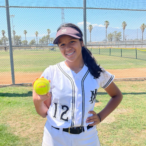 Itzel Hernandez's Softball Recruiting Profile